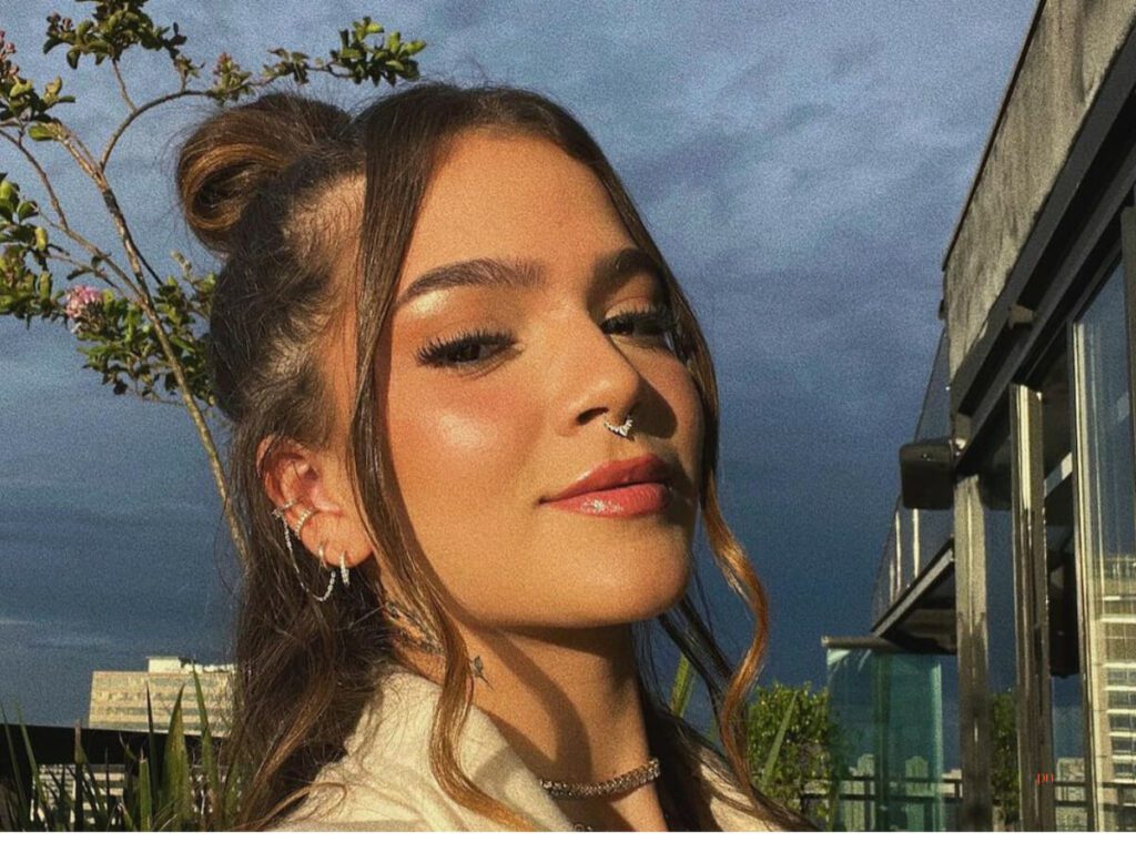 De biquíni, Mel Maia exibe corpaço e tatuagens chama atenção – Entrete1